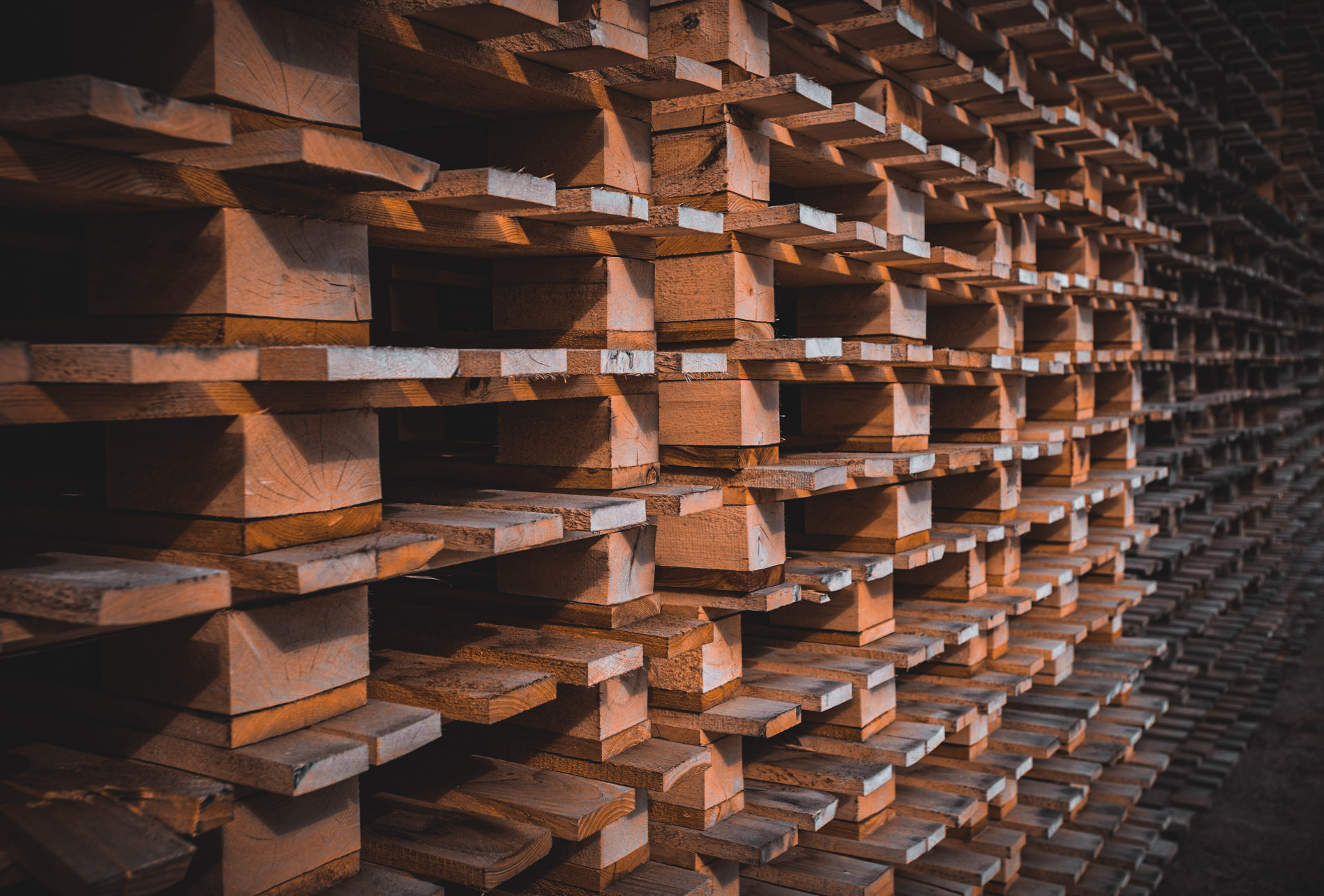 Achat Vente et recyclage de Palette | LPG Palettes Pays Basque